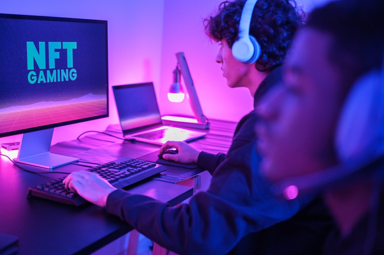 Gaming PC or Console: Which is Right for You in 2025 – ComputerHub UK